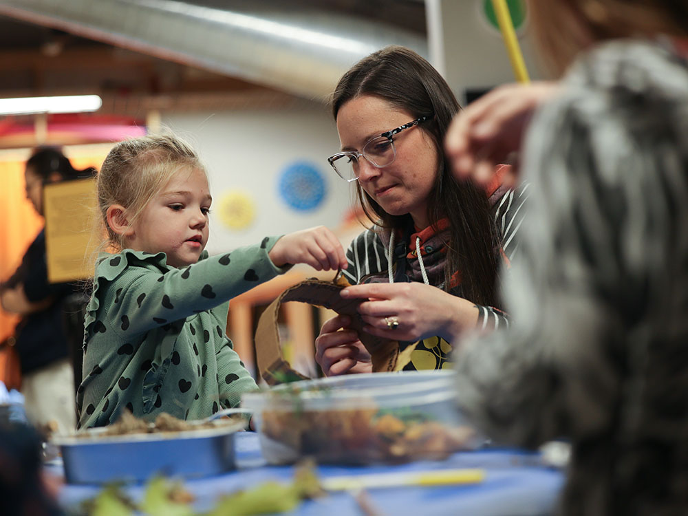 Children's Programming in Cecil's Imagineering Loft